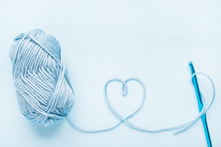 How to Connect Yarn When Crocheting: Step-by-Step Guide for Beginners