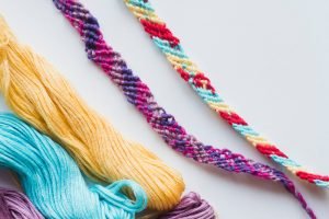 How to Make Yarn Bracelets: A Simple Guide for Handmade Accessory ...