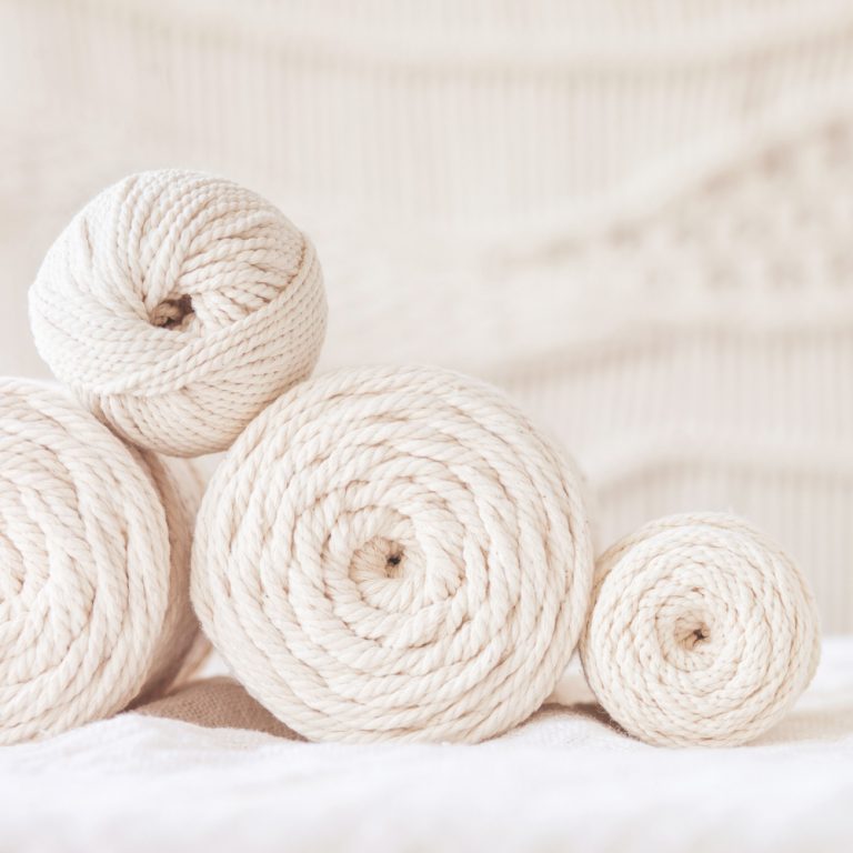 How to Use Yarn for Macrame: Detailed Guide for Beautiful Creations