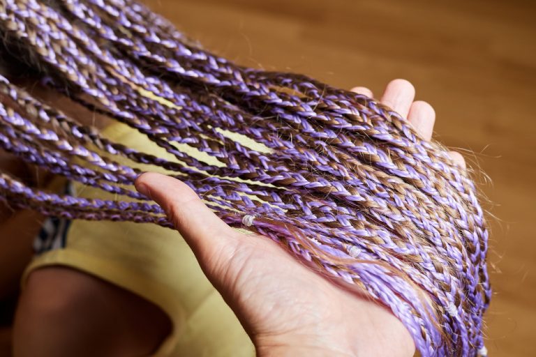 How to Braid Yarn into Hair: A Comprehensive Guide