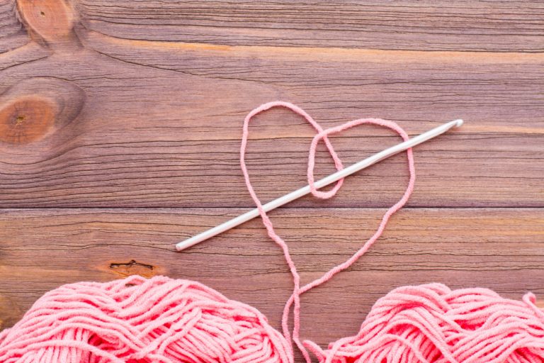 How to Untangle Yarn: Simple and Effective Methods