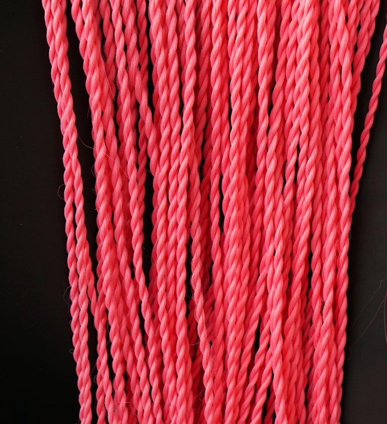 How to Make a Candle Wick with Yarn: A Simple Guide for DIY Enthusiasts